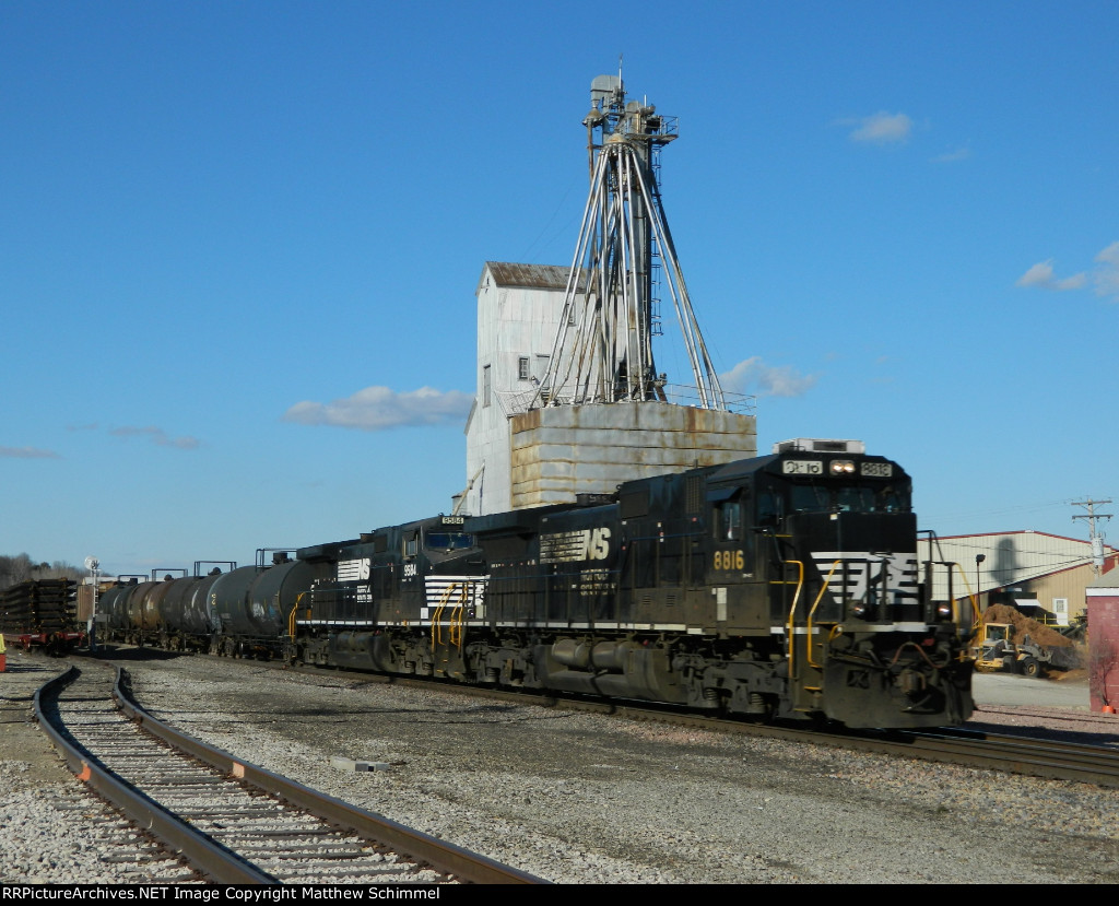 NS 8816 Roaring Through Old Monroe